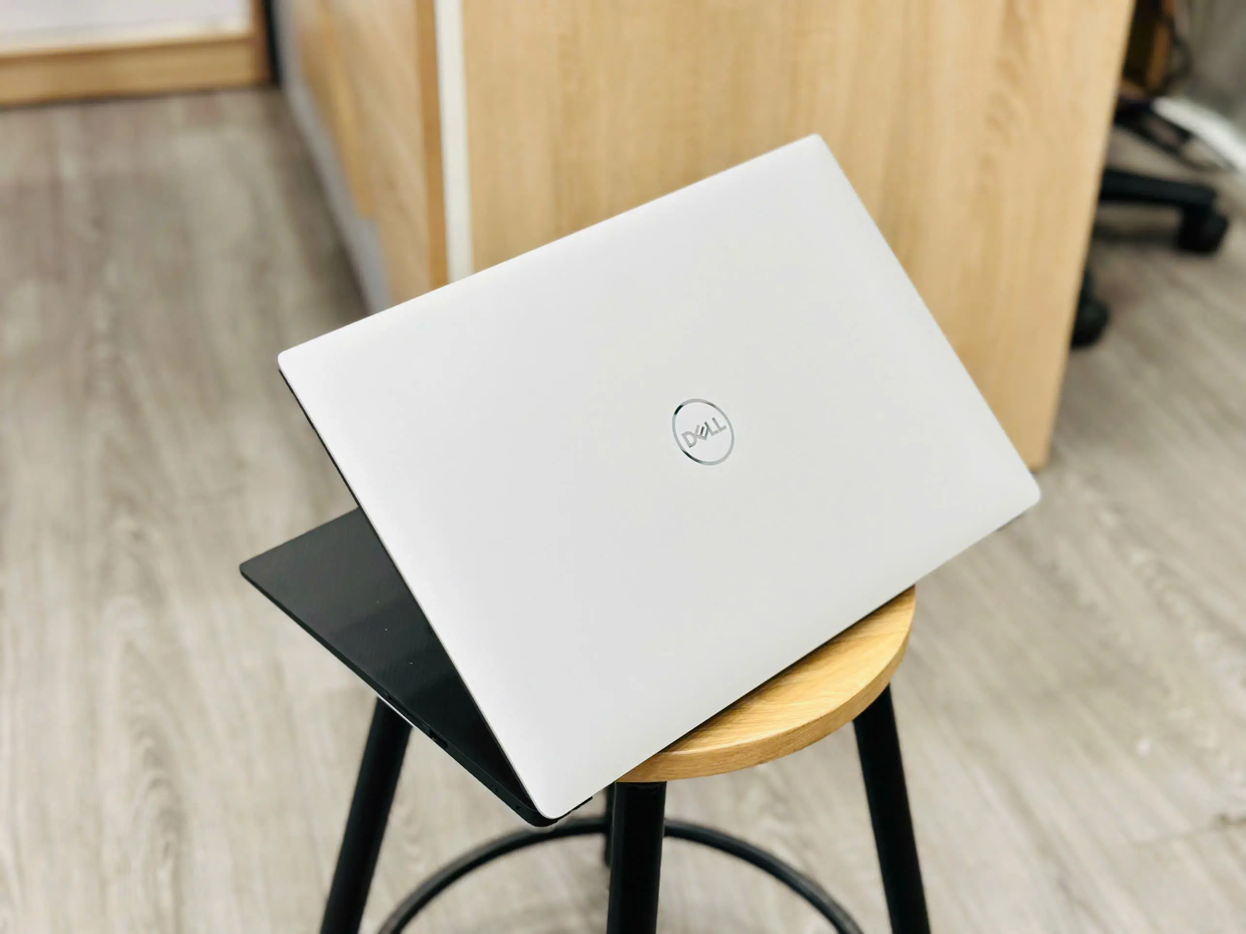 DELL PRECISION 5540 (XEON)