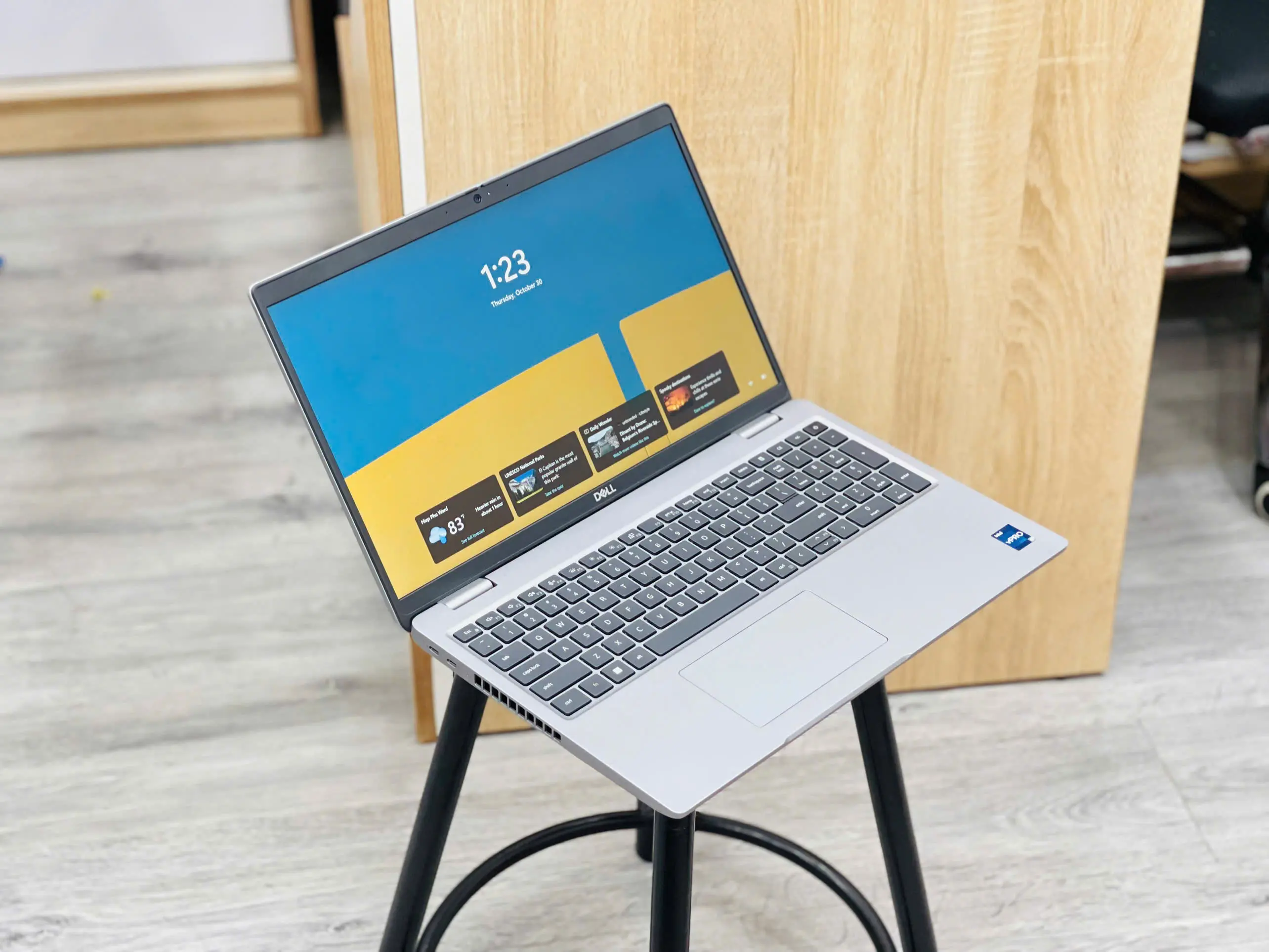 DELL PRECISION 3581