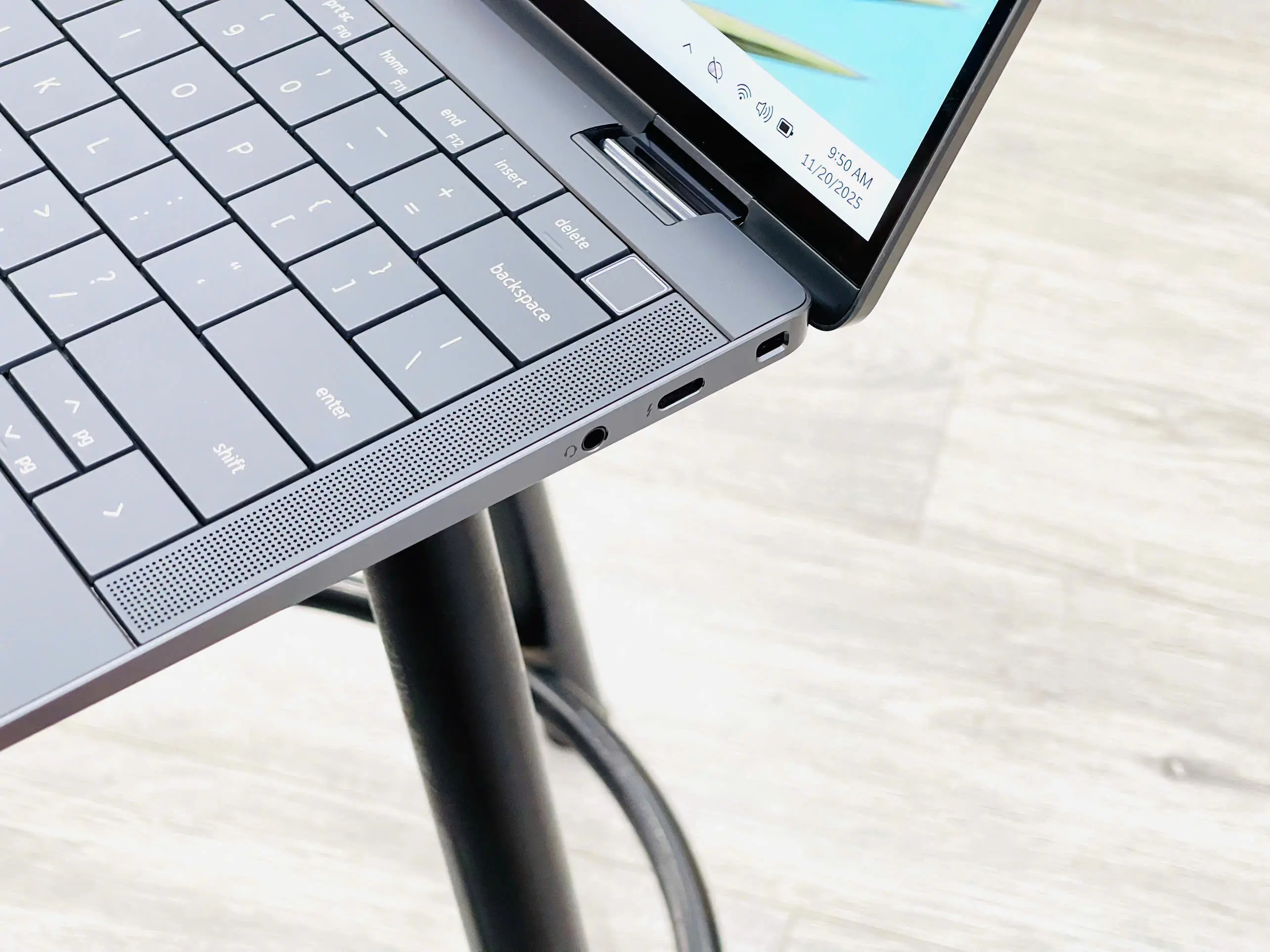 DELL LATITUDE 9450 - 2IN1 (2024)