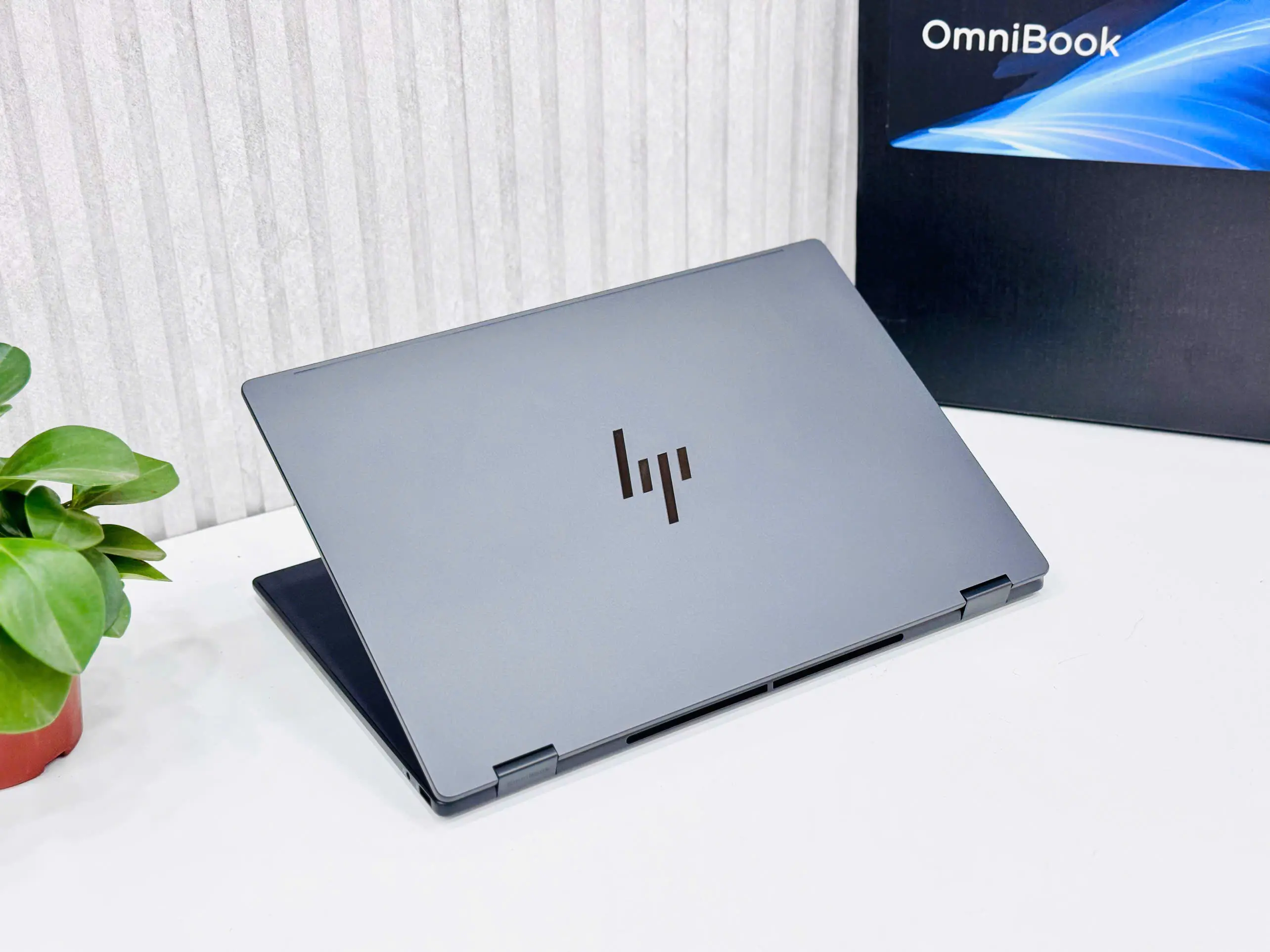 HP OmniBook x Flip Laptop 16-as0023dx (B5UH1UA) 2IN1 - FULL BOX
