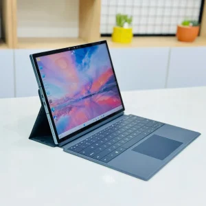 Laptop H2Tech - Laptop H2Tech